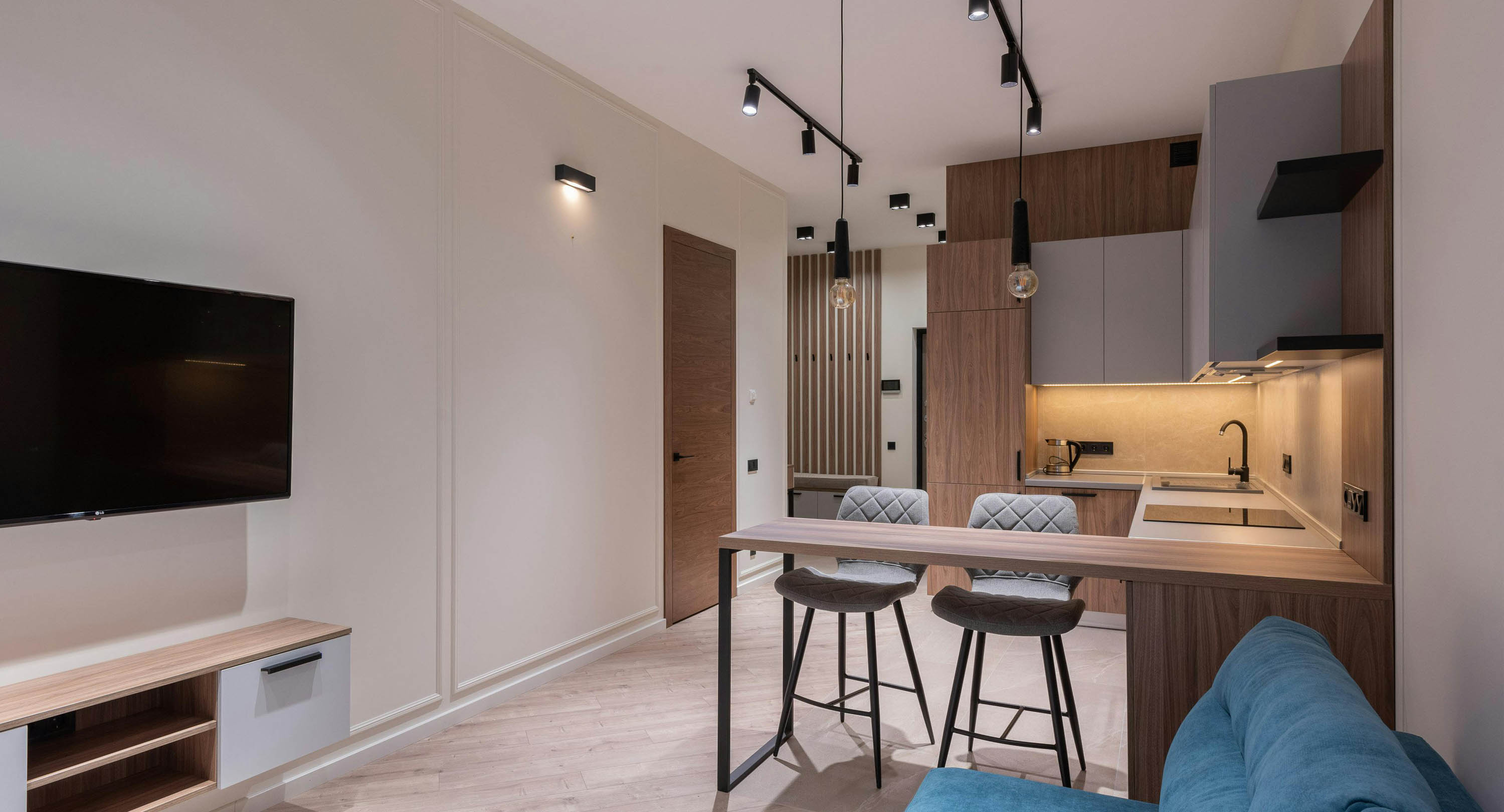 Home 3 – Intereal
